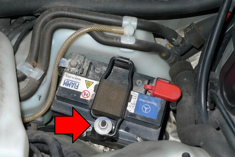 How to replace the car battery on a Mercedes-AMG C-Class - Car ...